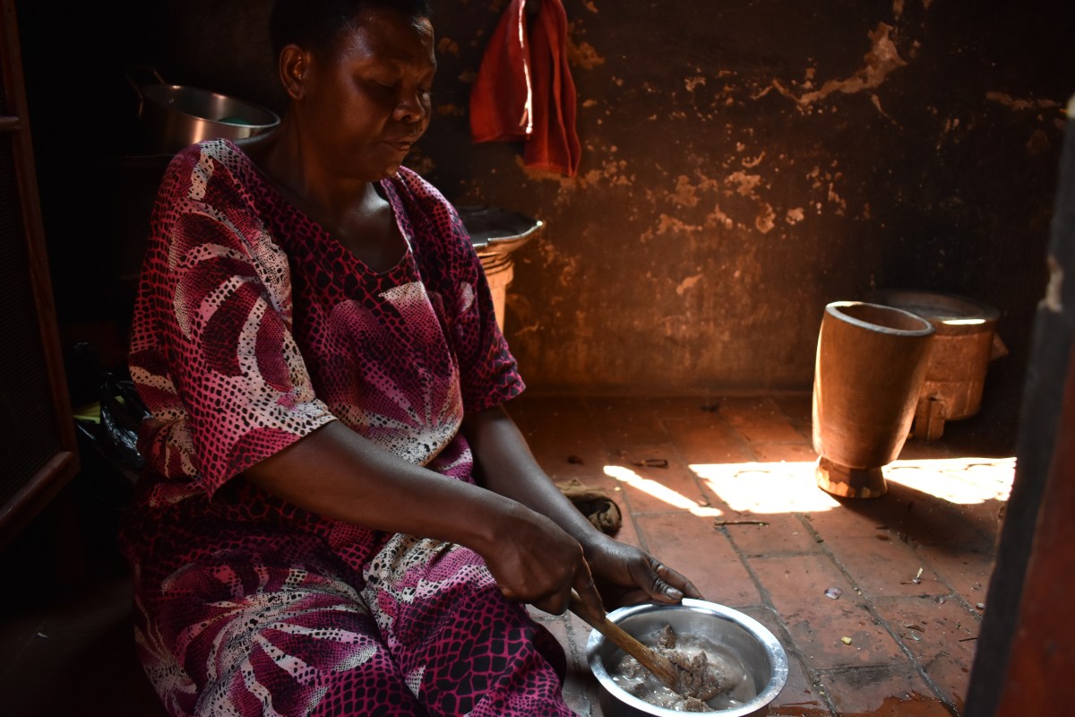 Recipe for Ugandan spiced fish stew with peanut and aubergine sauce ...