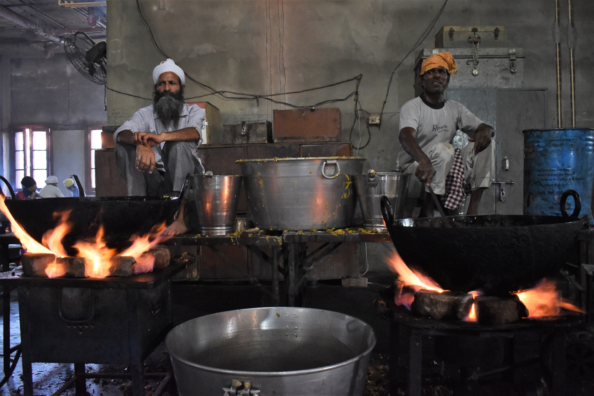 Inside the world’s largest community kitchen – People I Meet and Food ...